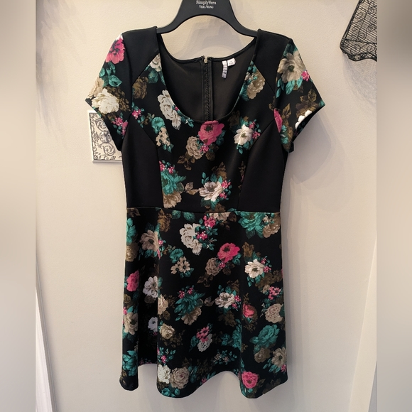 Elle | Dresses | Elle Fit And Flare Dress | Poshmark